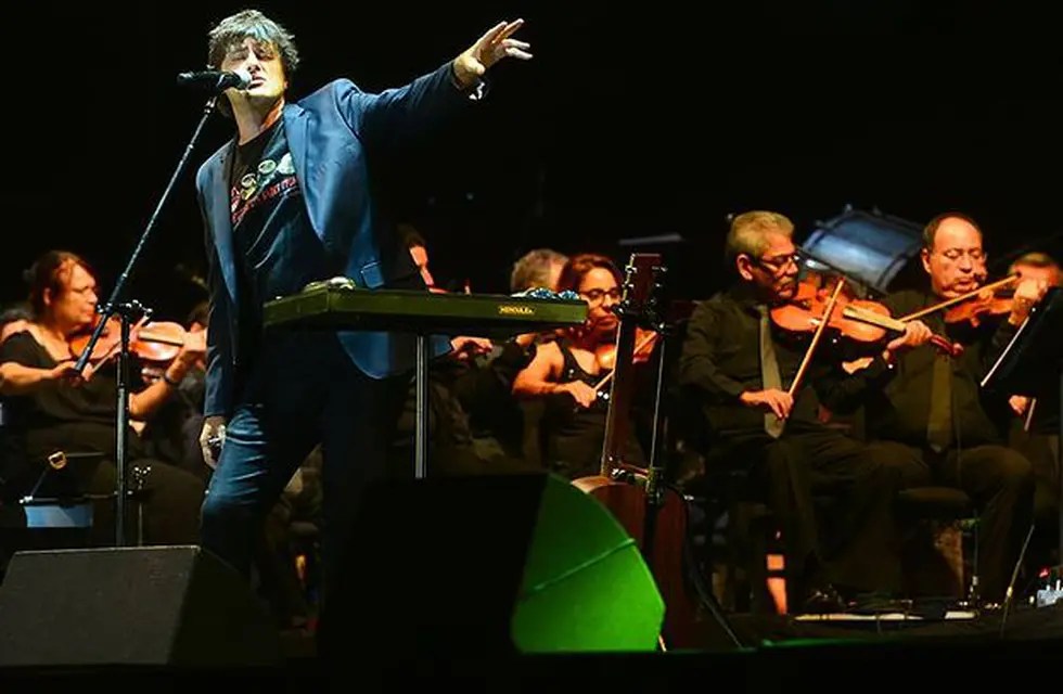 Ciro y Los Persas llegan a Mendoza en un formato sinfónico: cuándo ...