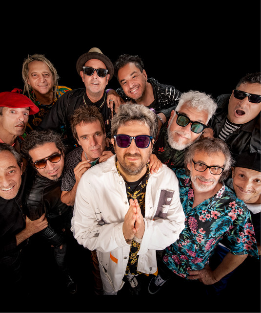 Los Auténticos Decadentes: documental – Urbana Rock 985 FM